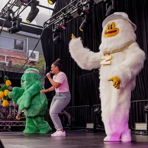 Zindzi & The Zillionaires — Morning Performance | Odeon